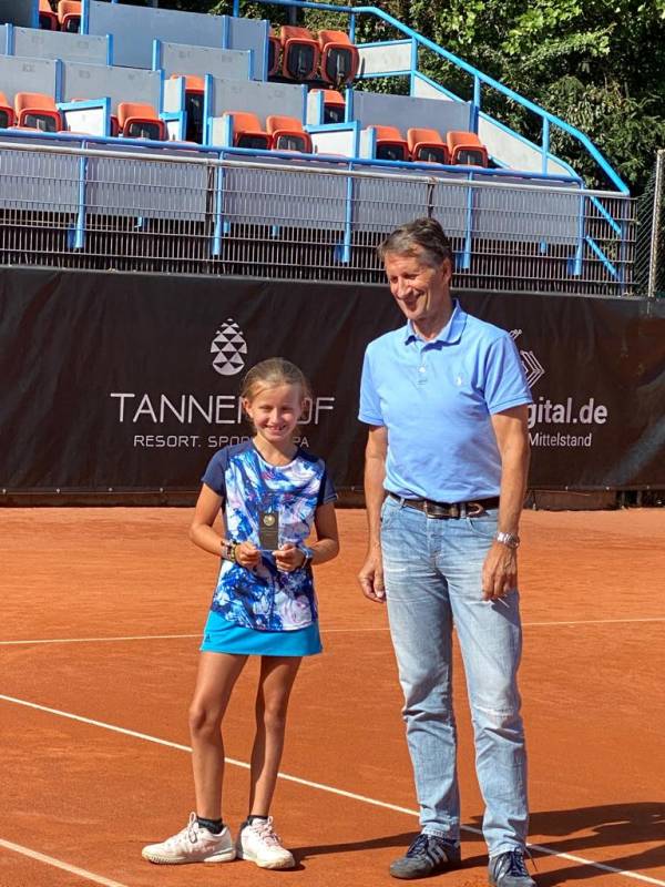 Titel für unseren Nachwuchs bei den Kreismeisterschaften 2020 - TC Blau ...